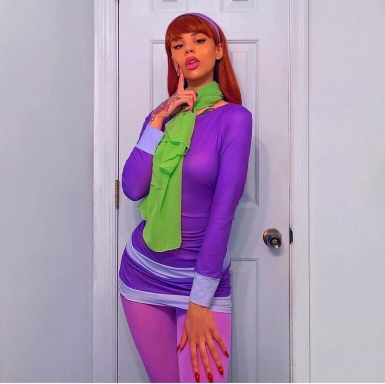 27 Nostalgic Halloween Cartoon Characters Costumes 2025