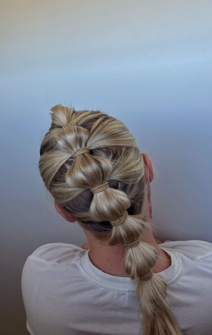 17 Chic Concert Hairstyle Ideas To Try ASAP - Beauty Bruh